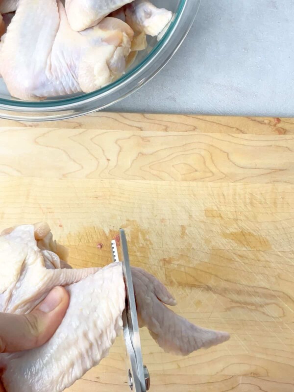 TasteGreatFoodie - Perfect Way to Cut Chicken Wings - Chicken
