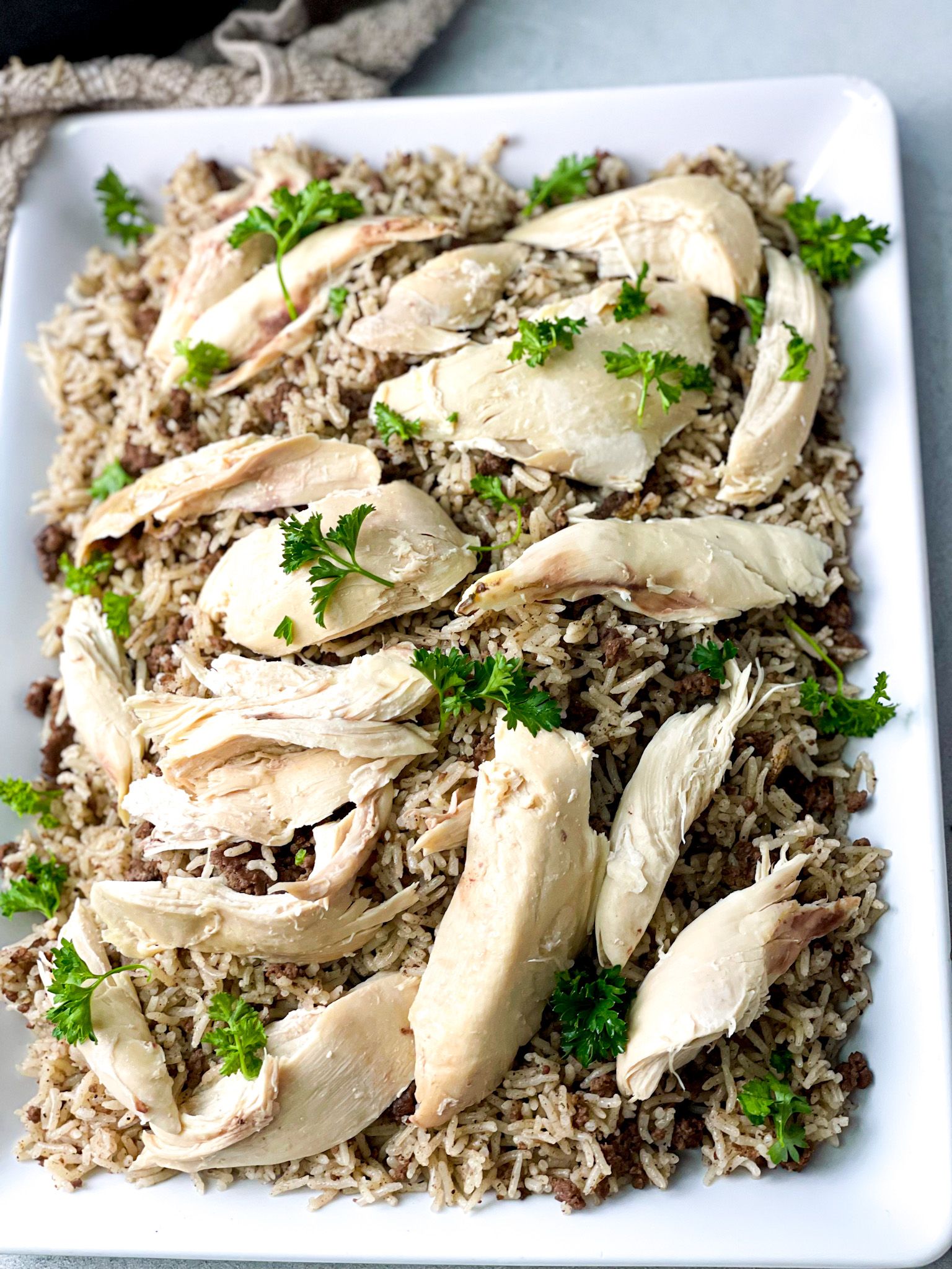 Lebanese Chicken and Rice (Riz a Djej) - TasteGreatFoodie