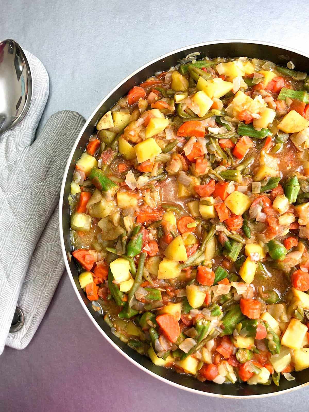 TasteGreatFoodie - Roasted Mixed Vegetables with Garlic - Main Dish
